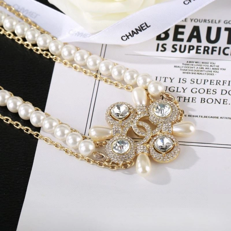 Cut-rate Chanel Necklaces