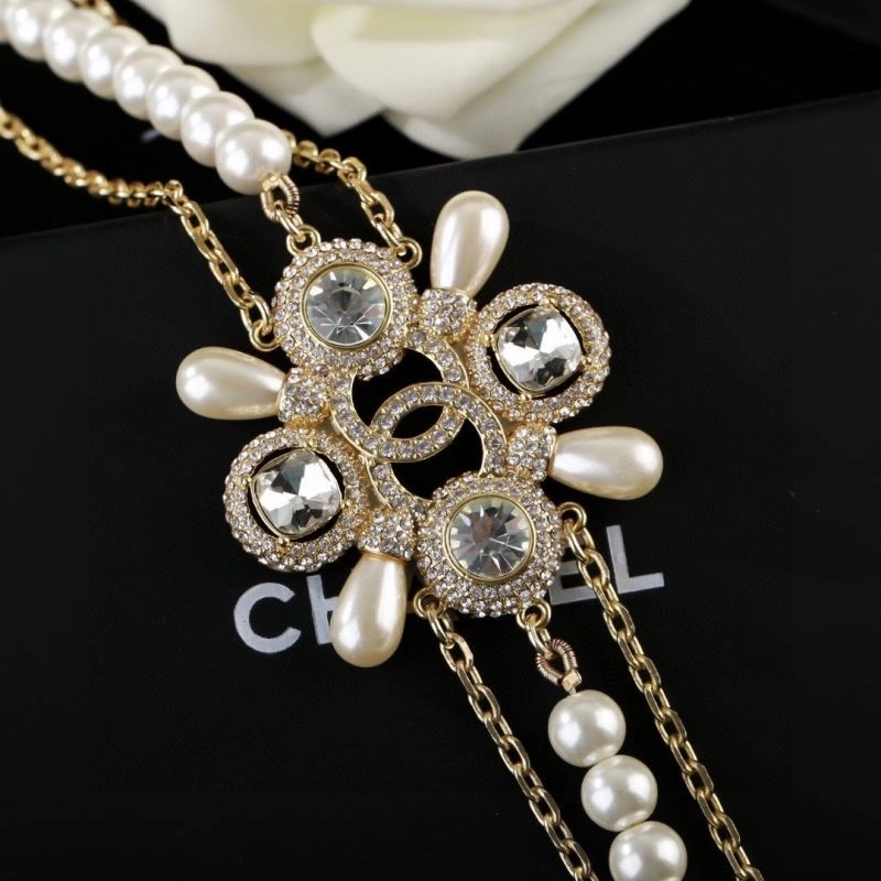 Cut-rate Chanel Necklaces