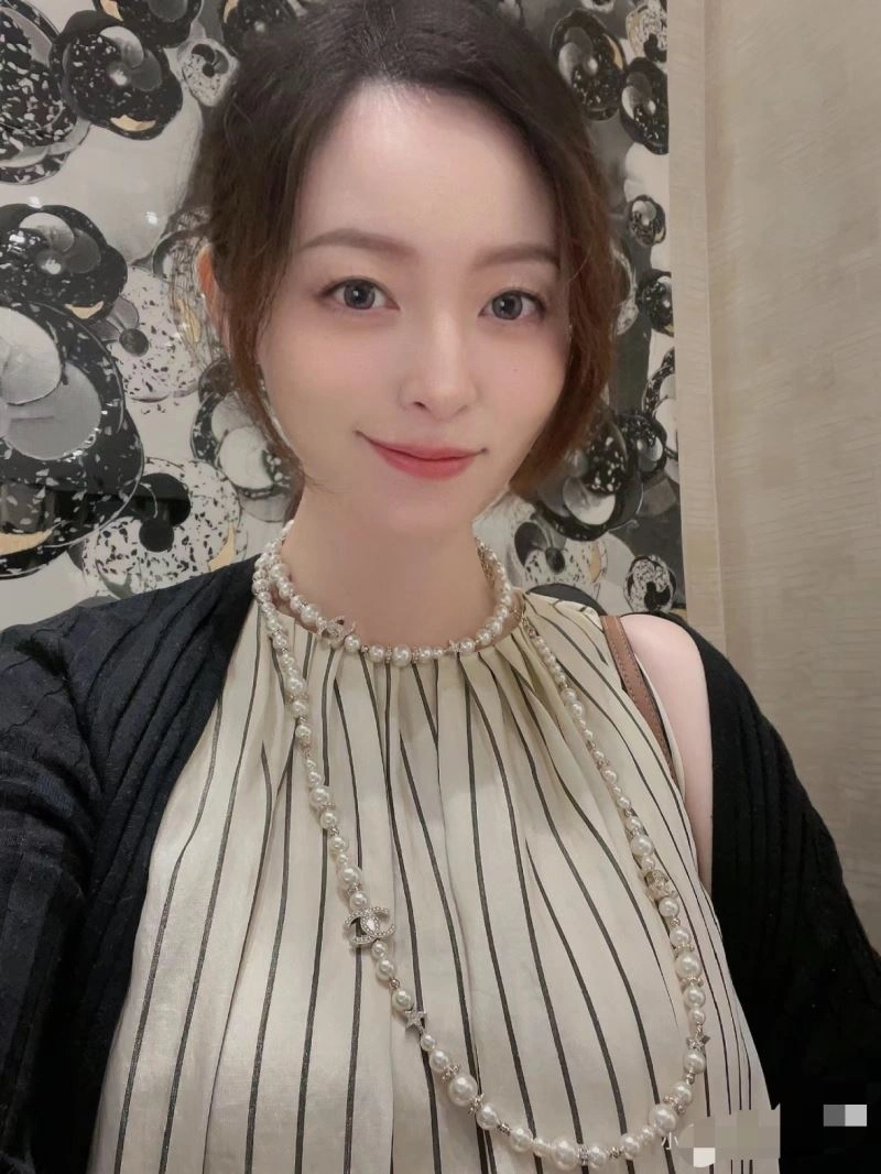 Cut-rate Chanel Necklaces