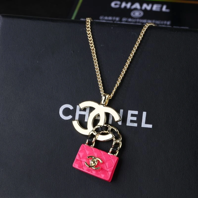 Top mirror Chanel Necklaces