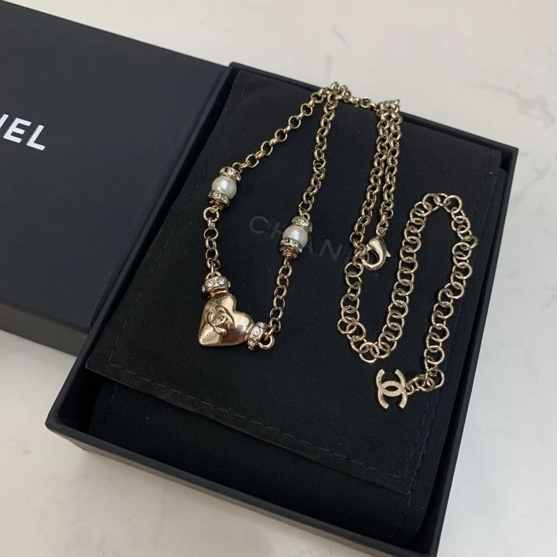 Original Chanel Necklaces