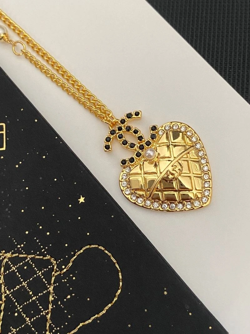 Low-cost Chanel Necklaces