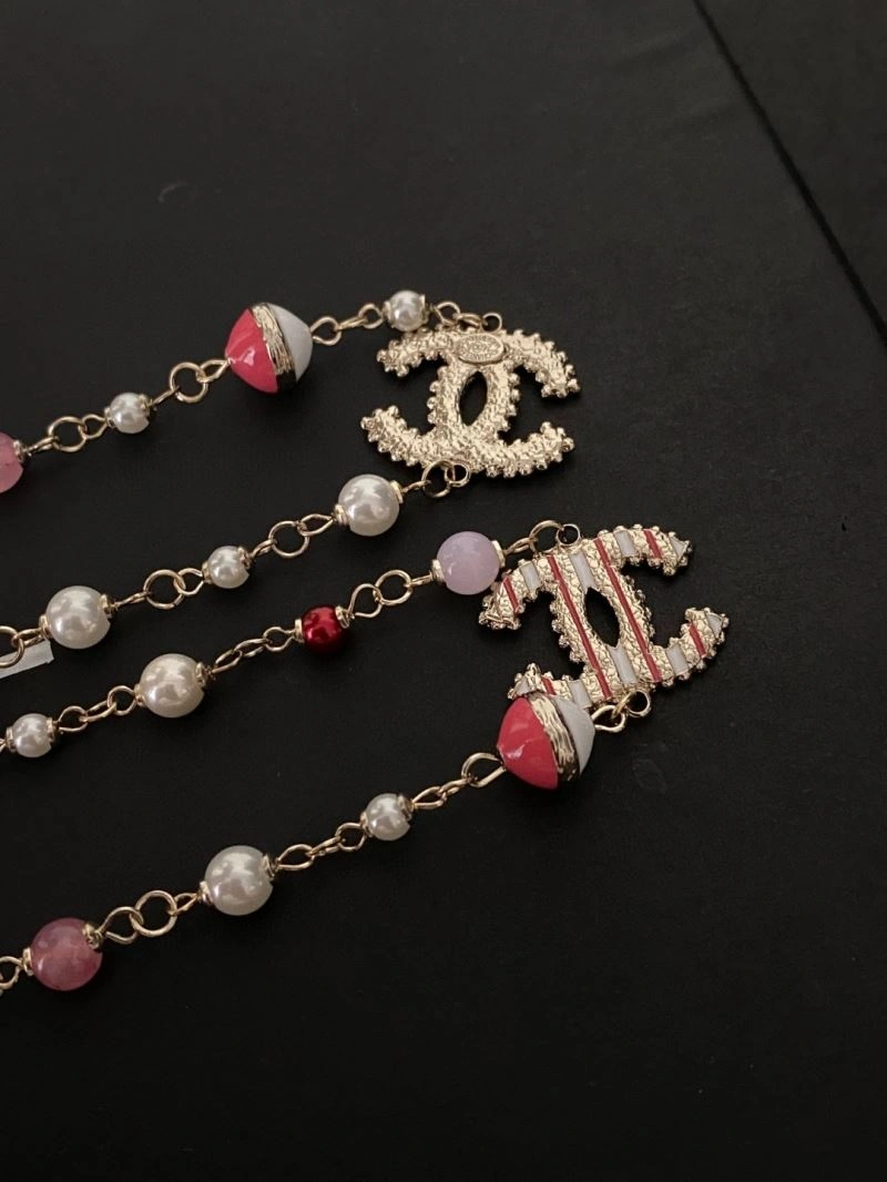 Top mirror Chanel Necklaces