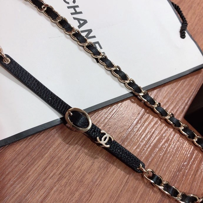 Top mirror Chanel Necklaces