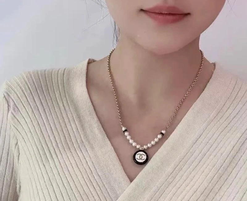 Discounted Chanel Necklaces