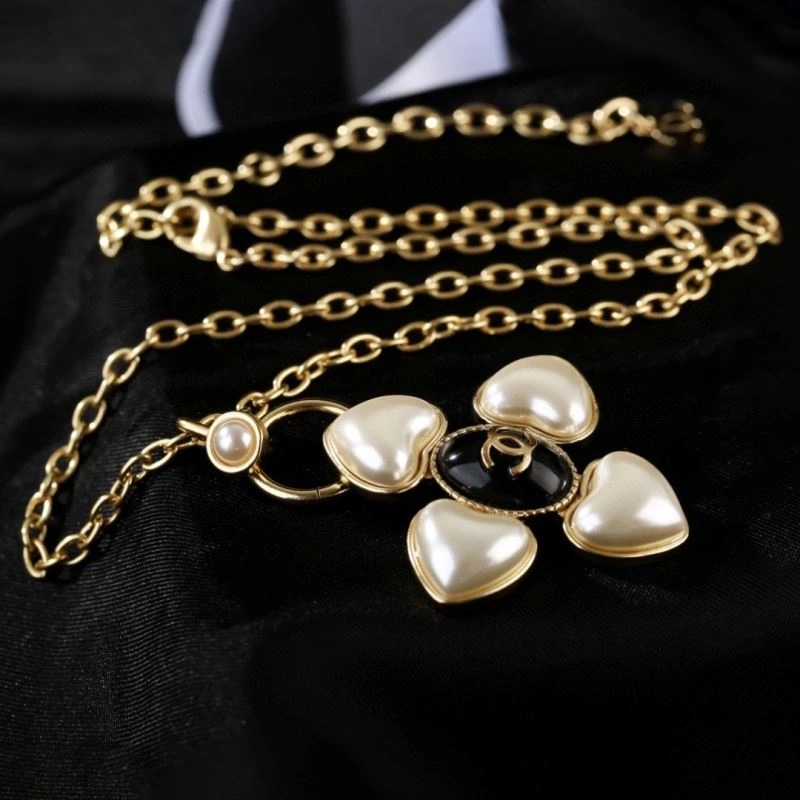Brand-authenticated Chanel Necklaces