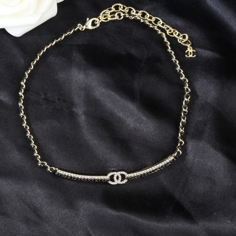 Top match Chanel Necklaces