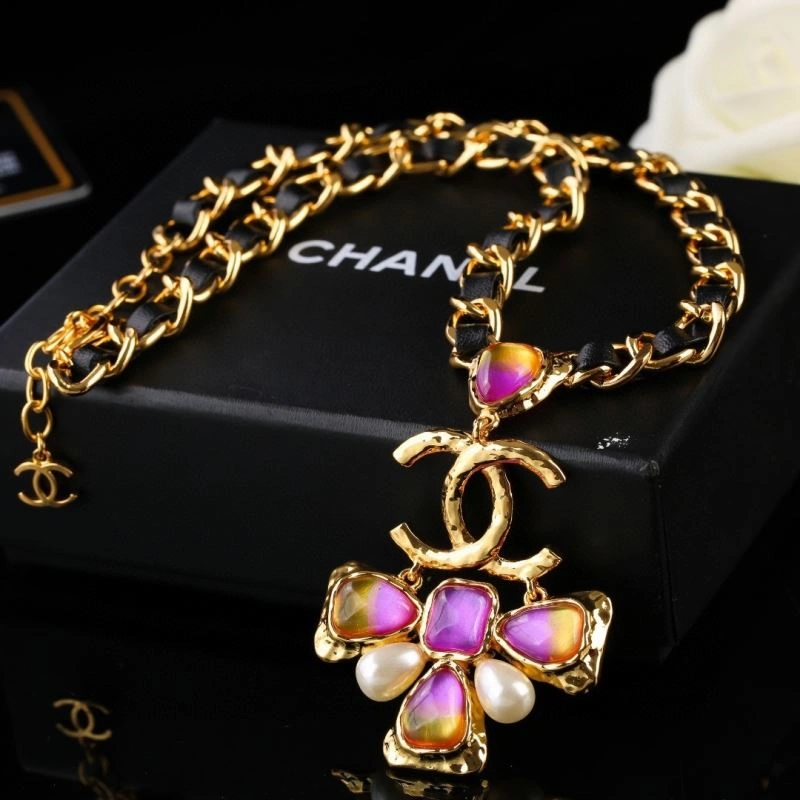 Cut-rate Chanel Necklaces