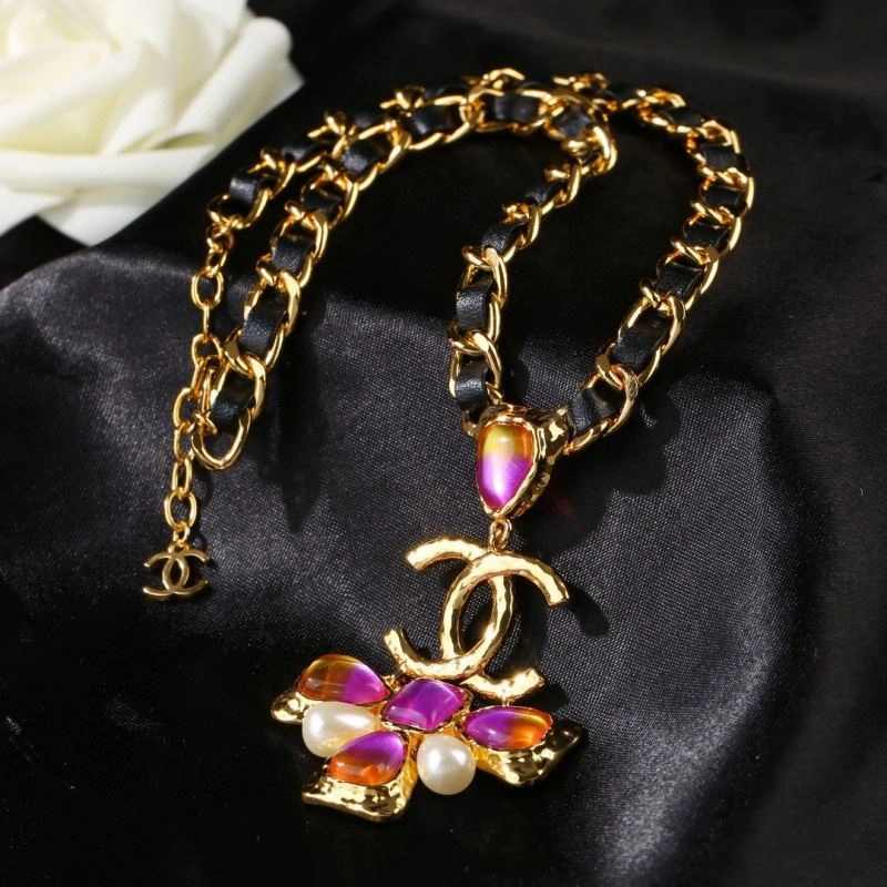 Cut-rate Chanel Necklaces
