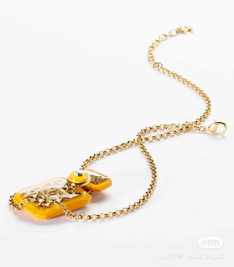 Discounted Chanel Necklaces