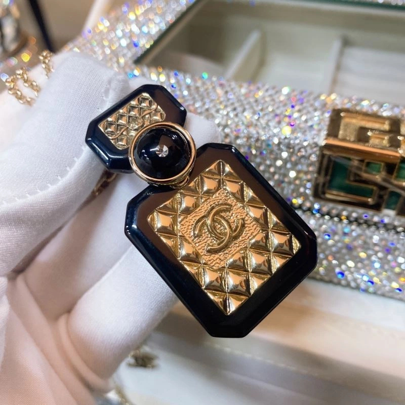Discounted Chanel Necklaces