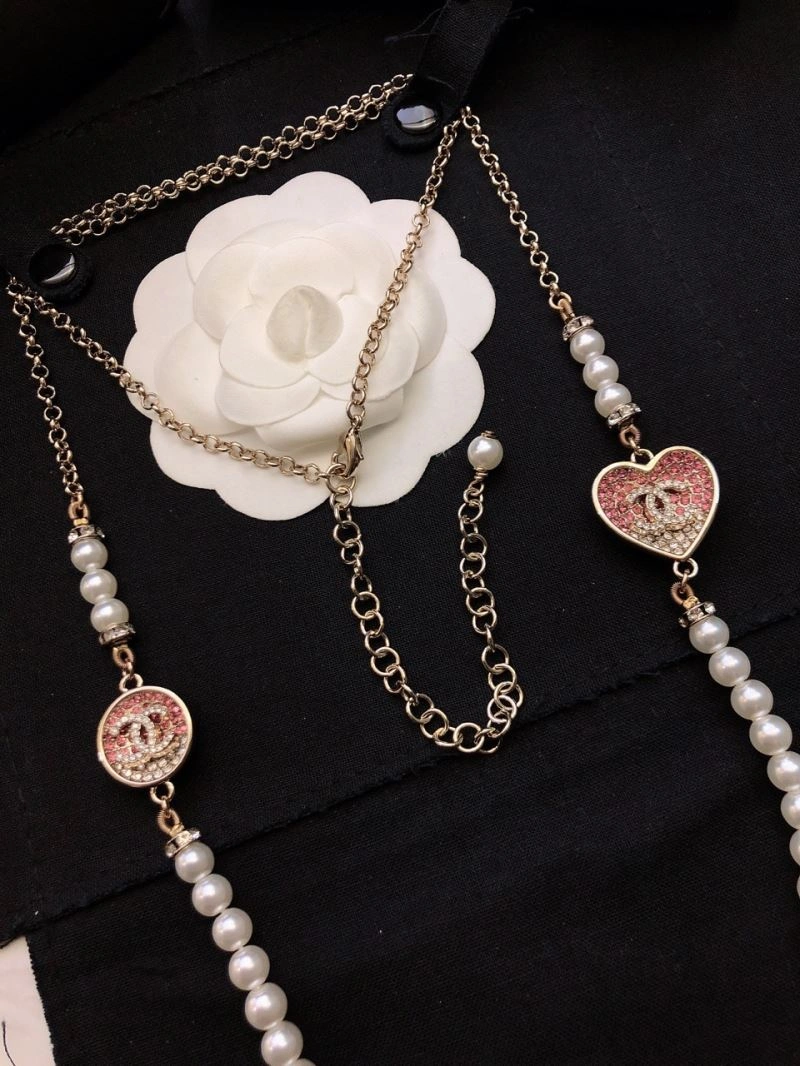 Bargain Chanel Necklaces
