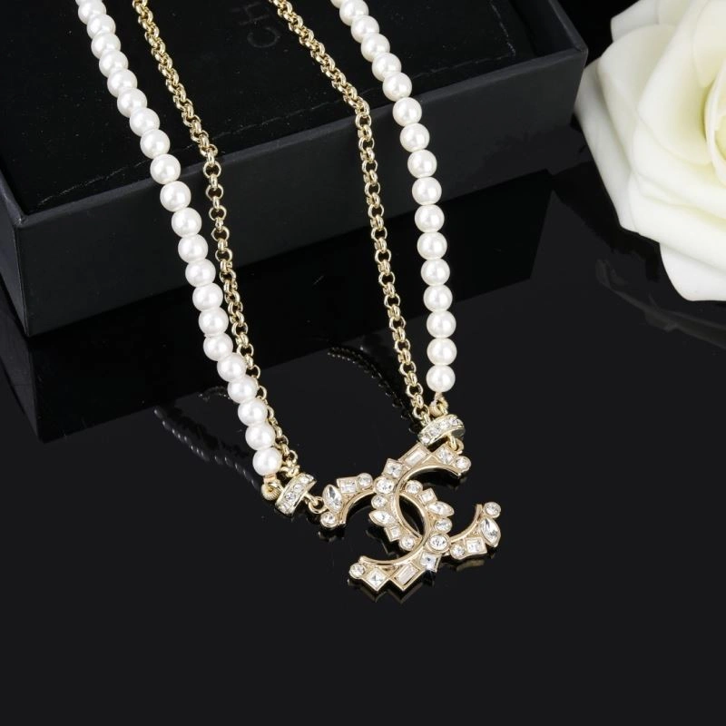Cut-rate Chanel Necklaces