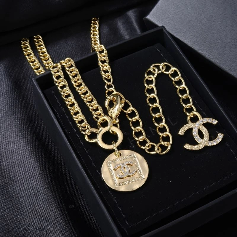 Exact replica Chanel Necklaces