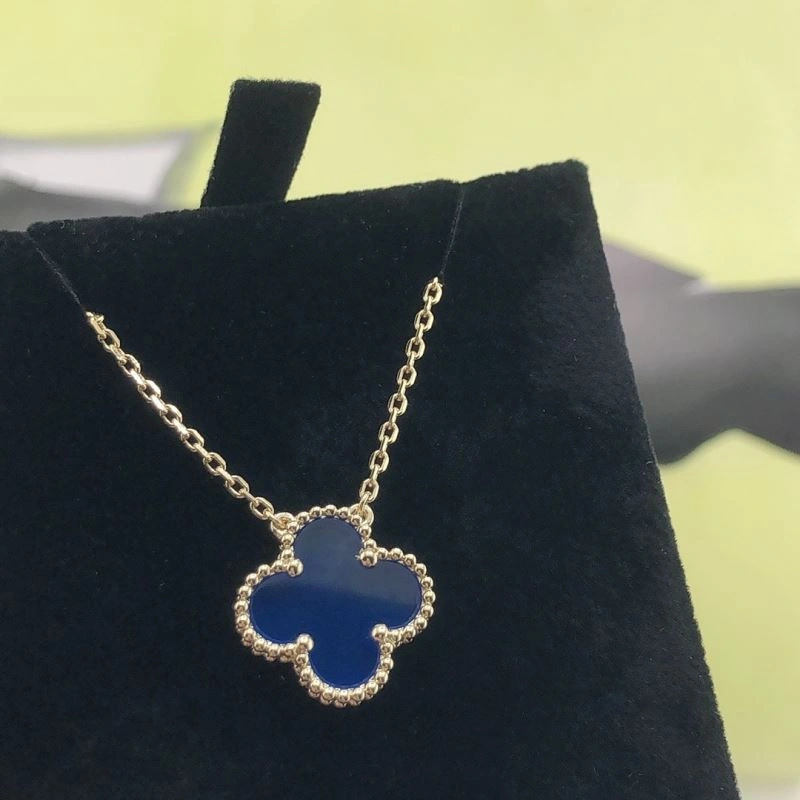 Accurate model Chanel Necklaces