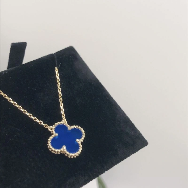 Accurate model Chanel Necklaces