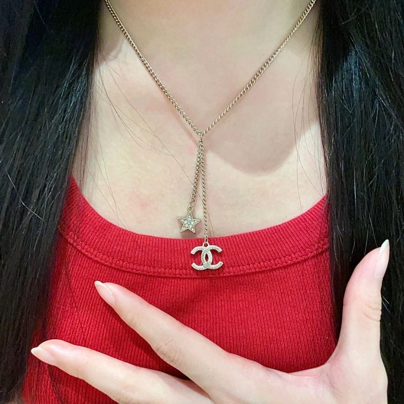 Accurate model Chanel Necklaces