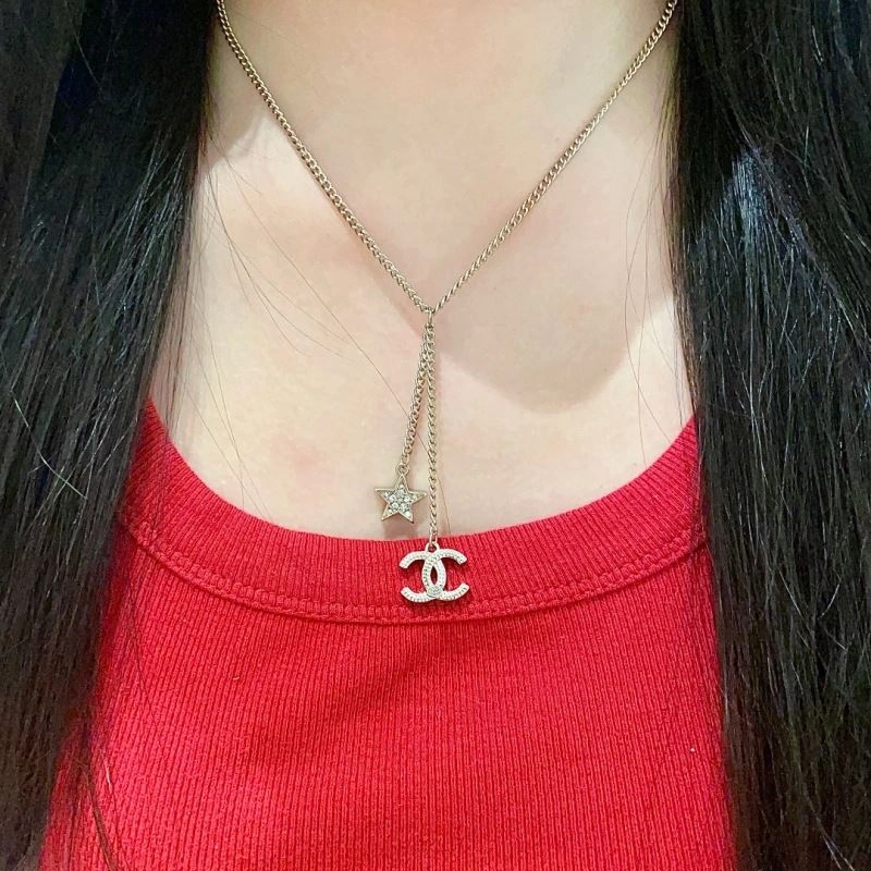 Accurate model Chanel Necklaces