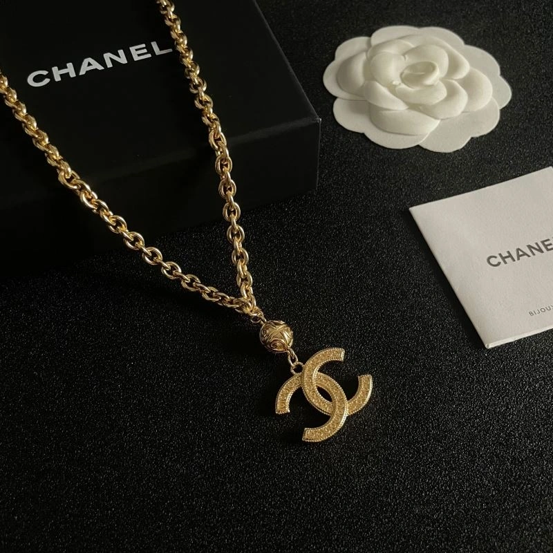 Inexpensive Chanel Necklaces