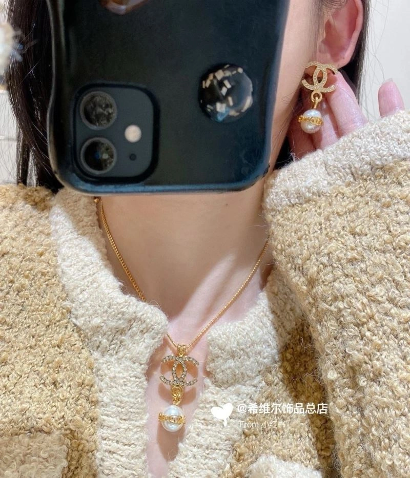 Factory-made Chanel Necklaces