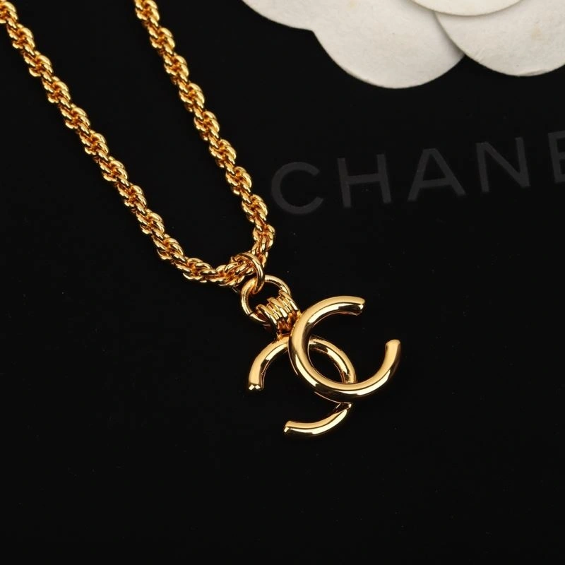 Inexpensive Chanel Necklaces