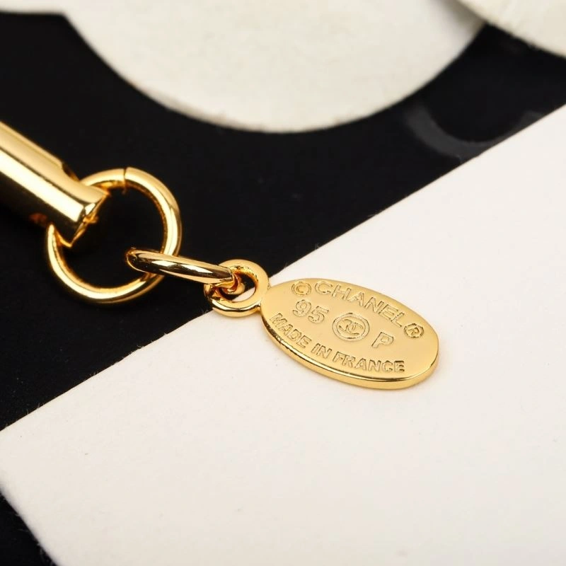 Inexpensive Chanel Necklaces