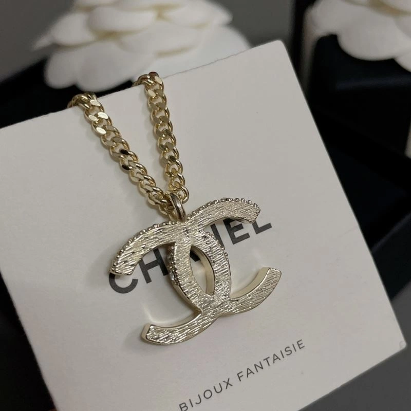 Original Chanel Necklaces