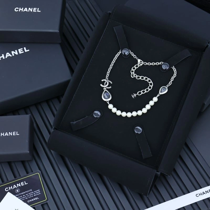 Low-cost Chanel Necklaces