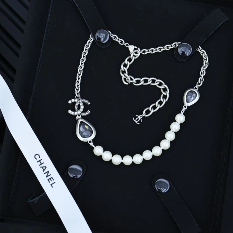 Low-cost Chanel Necklaces