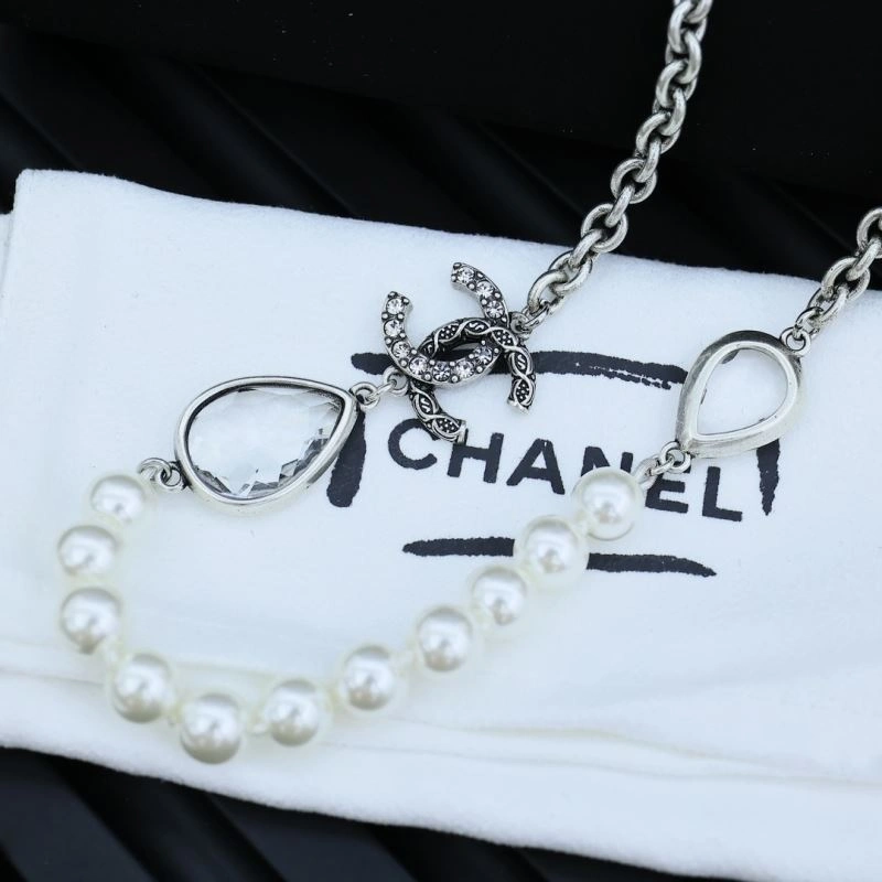 Low-cost Chanel Necklaces