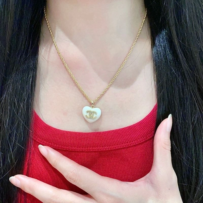Original Chanel Necklaces