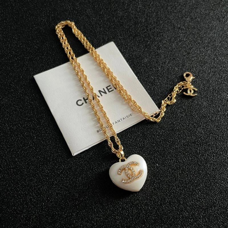 Original Chanel Necklaces