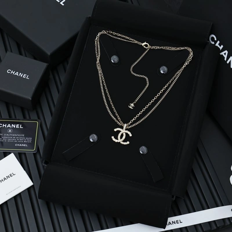 Brand-authenticated Chanel Necklaces