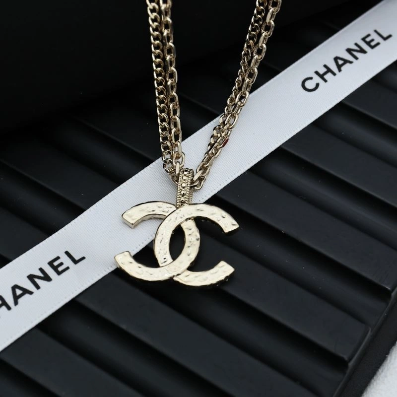 Brand-authenticated Chanel Necklaces