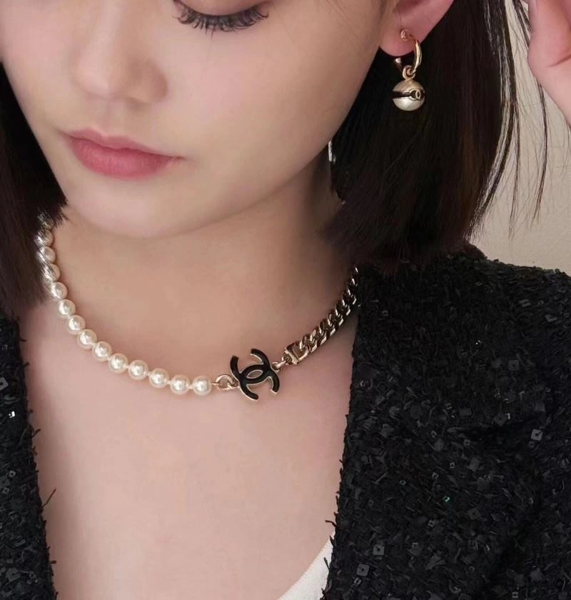 Value-priced Chanel Necklaces