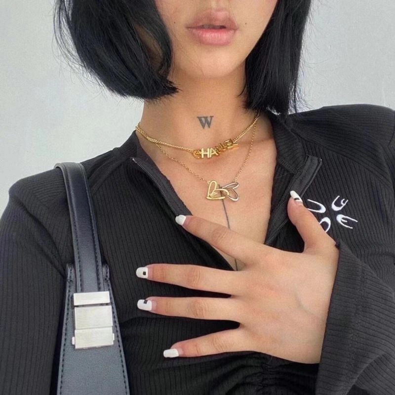 Top mirror Chanel Necklaces