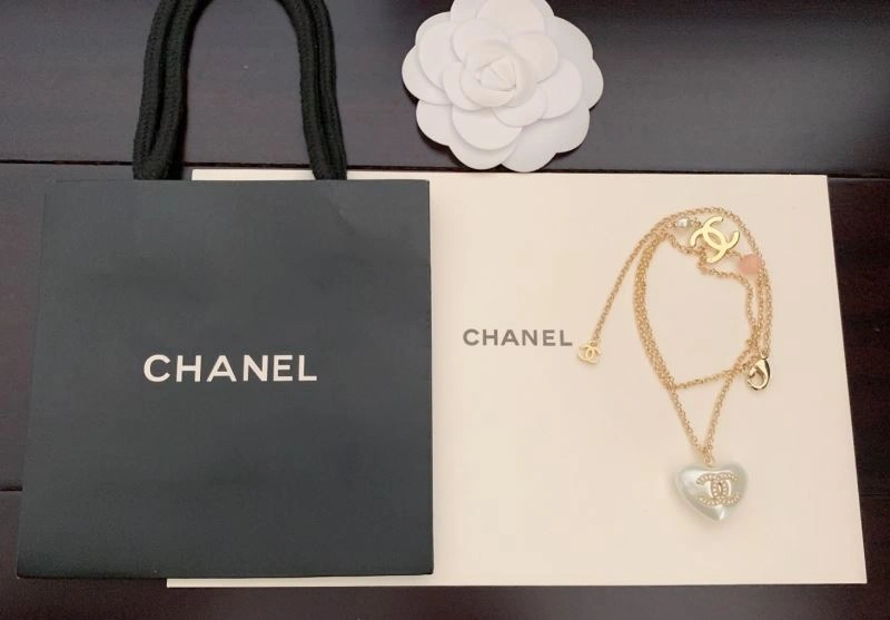 Perfect replica Chanel Necklaces