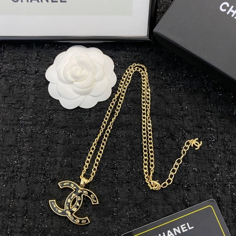 Cut-rate Chanel Necklaces