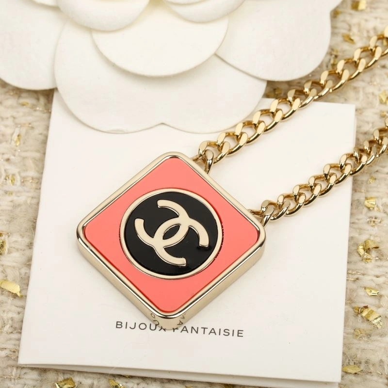 Bargain Chanel Necklaces