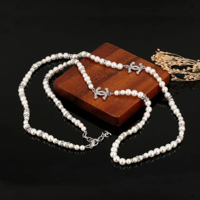 Cut-rate Chanel Necklaces
