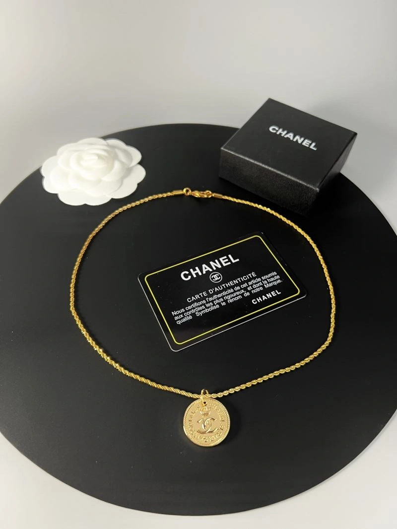 Low-cost Chanel Necklaces