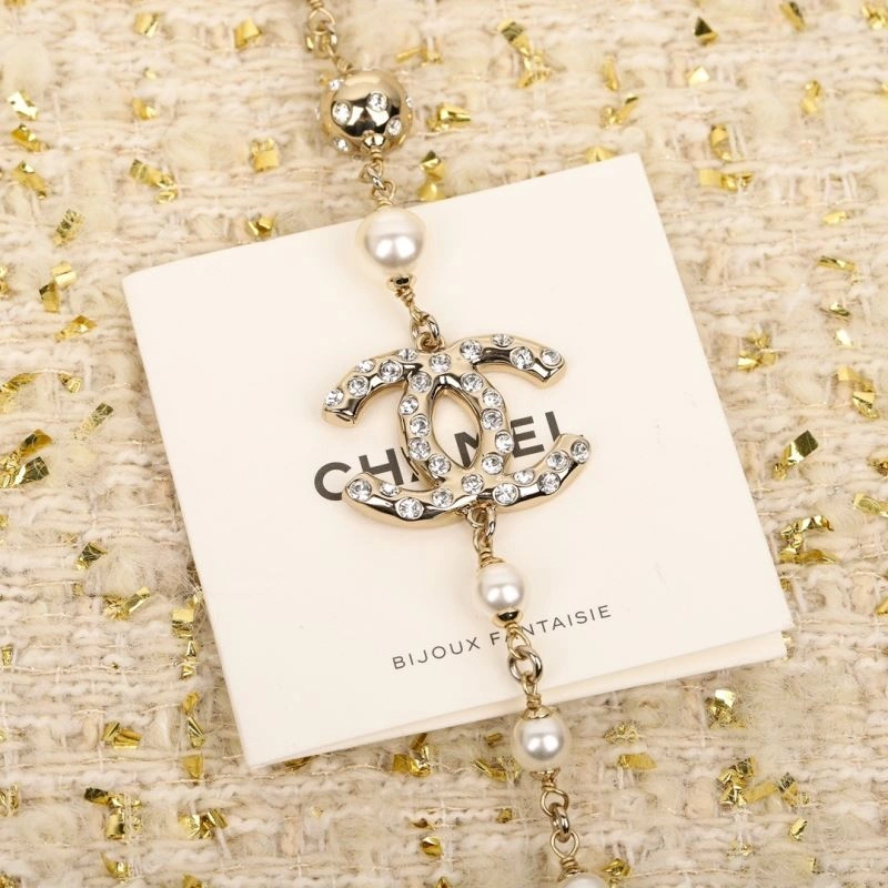 Value-priced Chanel Necklaces