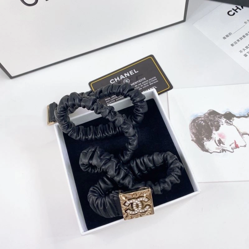 Value-priced Chanel Necklaces