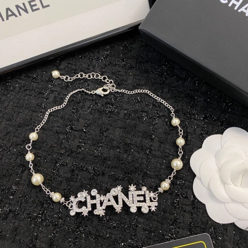 Top match Chanel Necklaces