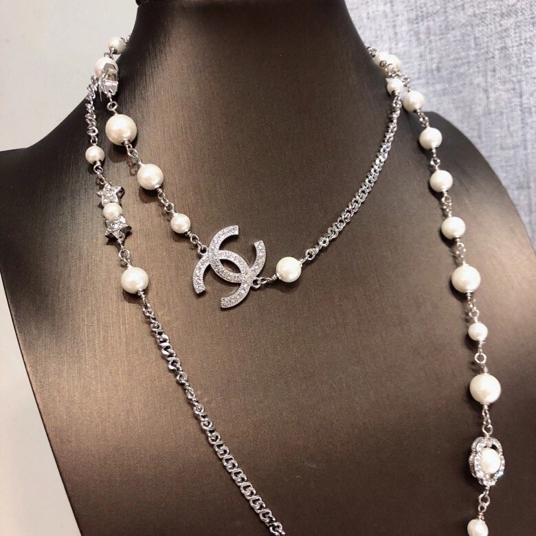 Value-priced Chanel Necklaces