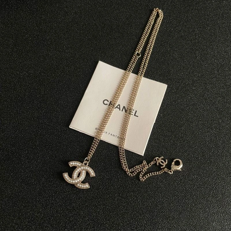 Value-priced Chanel Necklaces