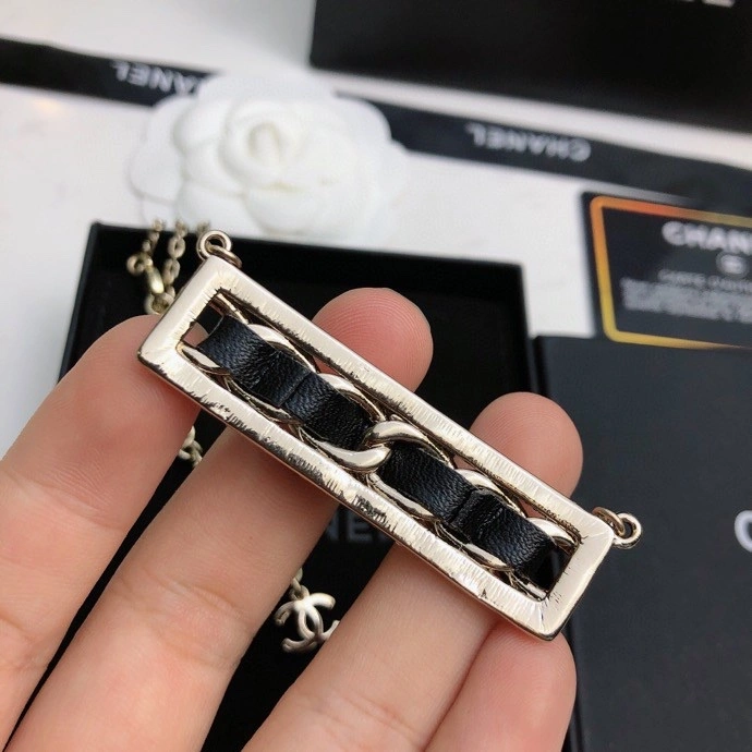 Indistinguishable Chanel Necklaces