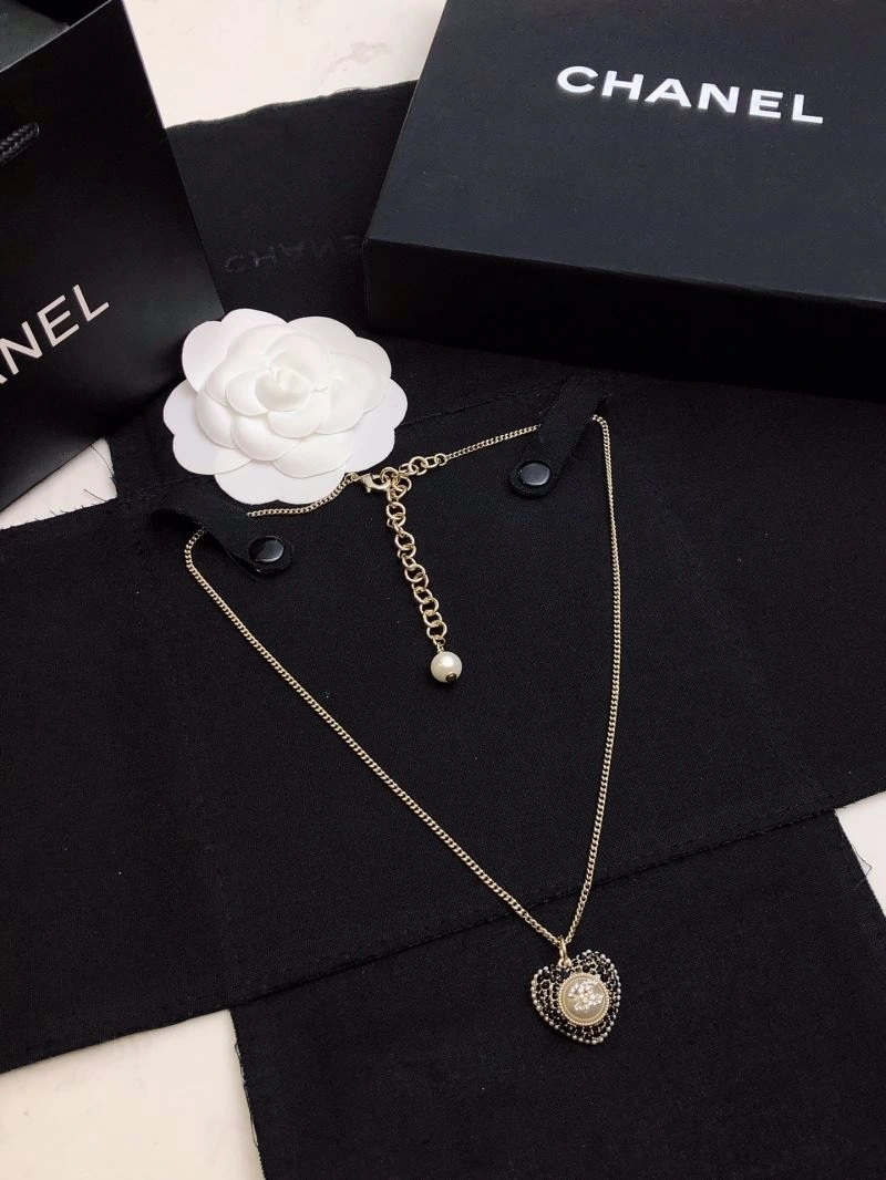 Indistinguishable Chanel Necklaces