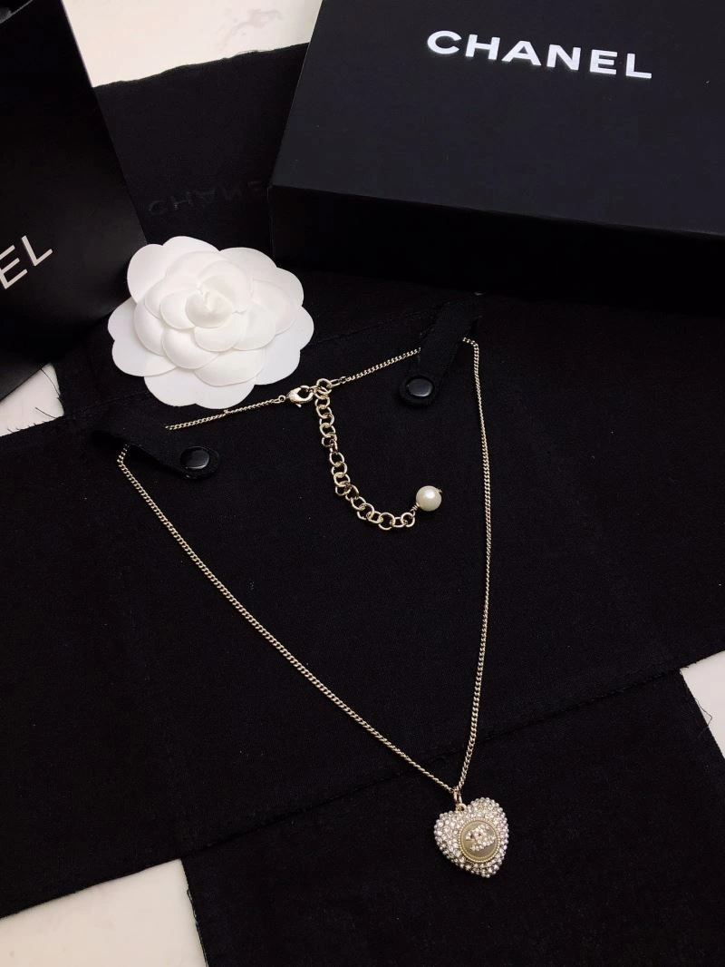 Indistinguishable Chanel Necklaces