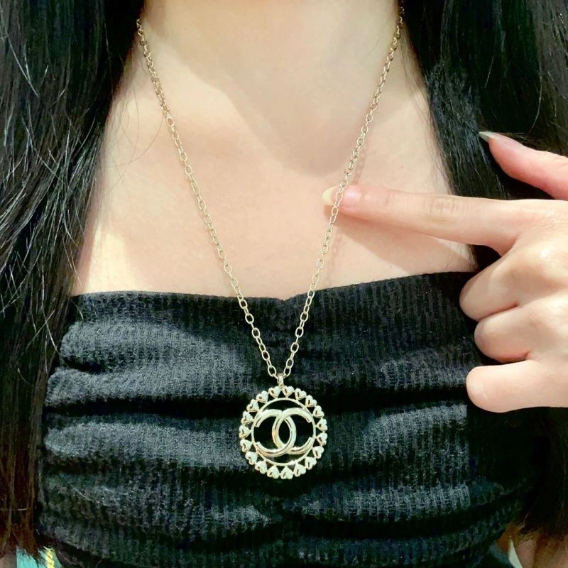 Brand-original Chanel Necklaces